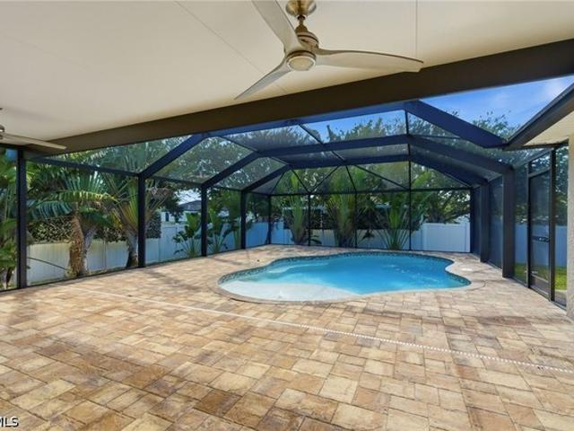317 SW 25th Ave, Cape Coral, FL 33991