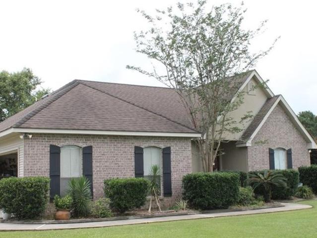 317 Prince Dr, Madisonville, LA 70447