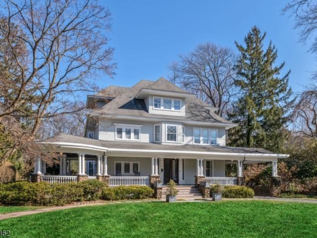 317 Prospect St, Ridgewood, NJ 07450 | MLS #4008 | Compass