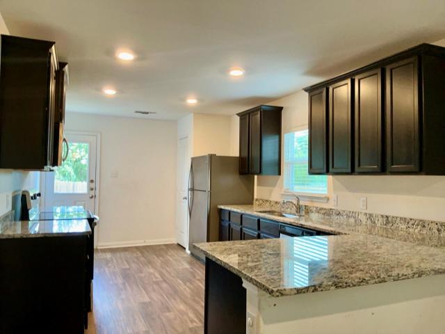 317 Riverdale Dr