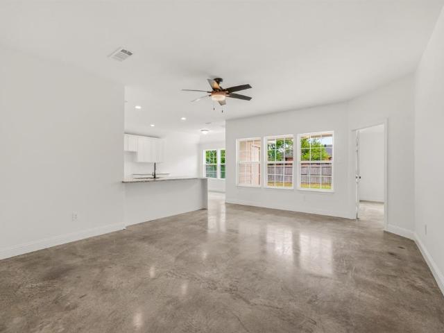 317 Ridgeway