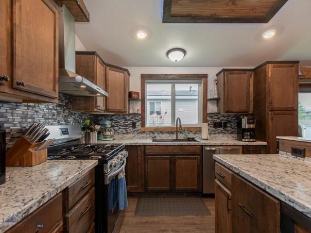 317 W Front St, Three Forks, MT 59752