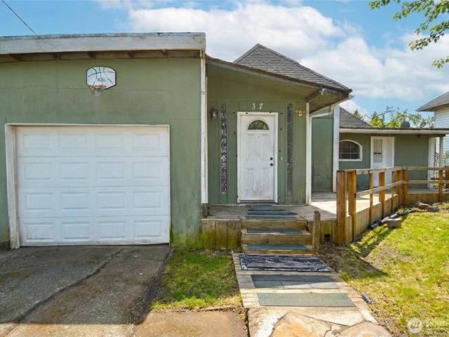 317 W King Street