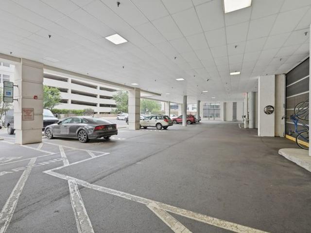 317 W Morgan St Apt 504, Raleigh, NC 27601