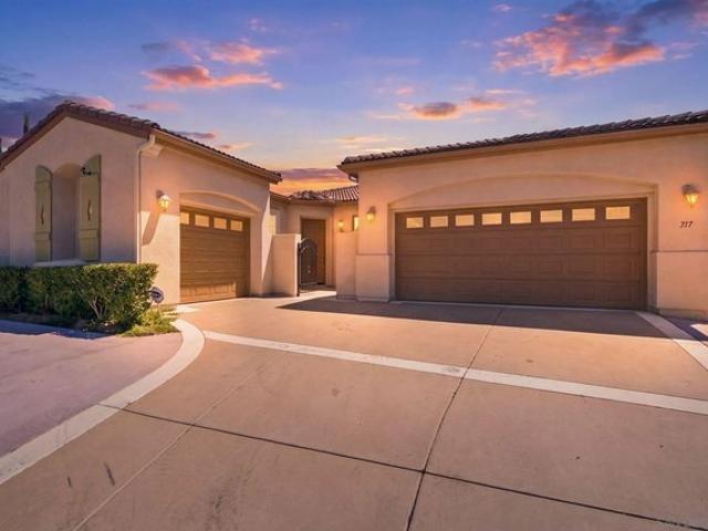 317 Valley Heights Dr, Oceanside, CA 92057