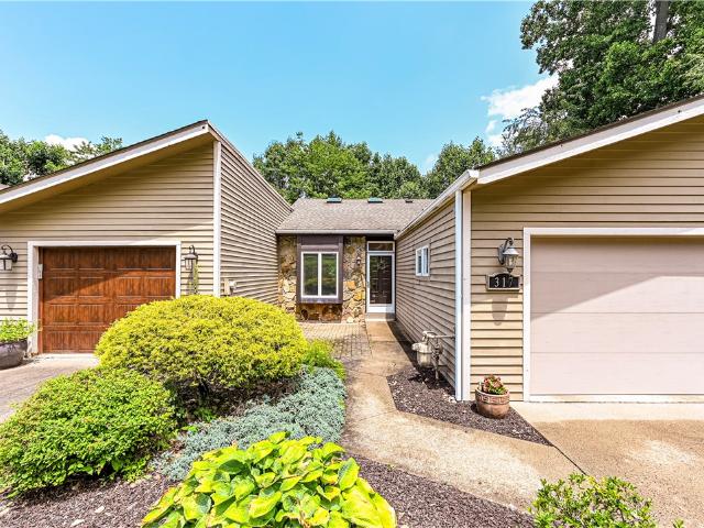 317 Vista Dr
