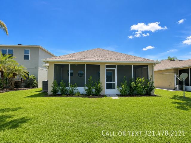 3184 Burdock Ave, 3 beds, 2 full baths