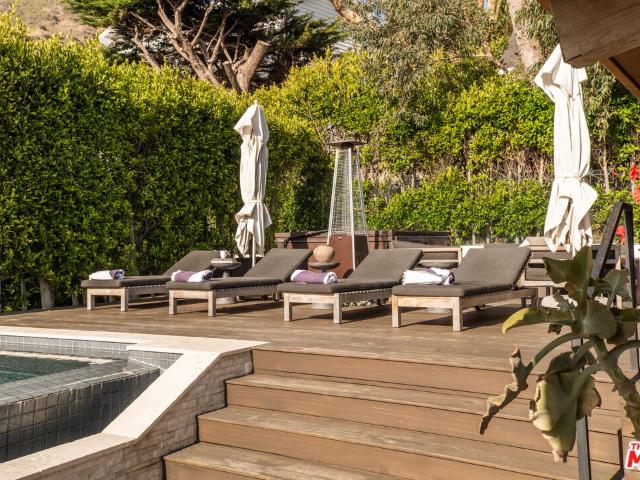 31851 Sea Level Dr, Malibu, CA 90265 | MLS #26671