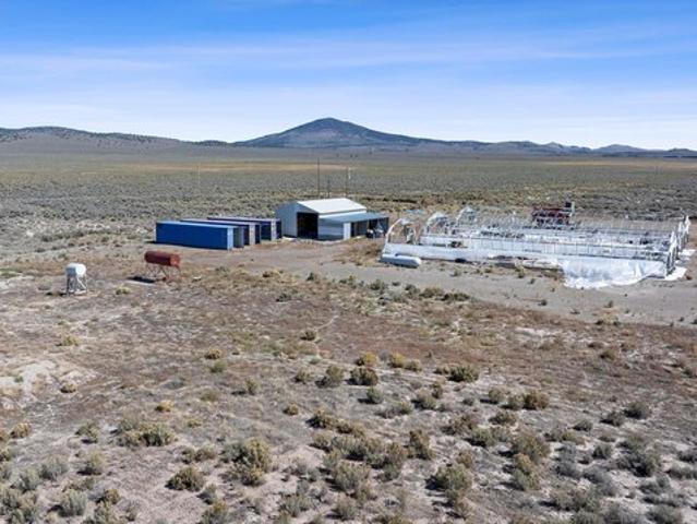 31868 Highway 20, Christmas Valley, OR 97641