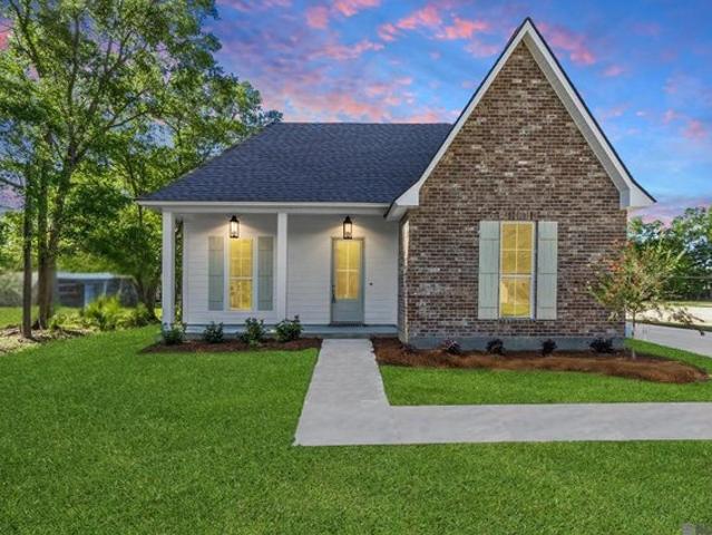 31872 Netterville Rd, Denham Springs, LA 70726