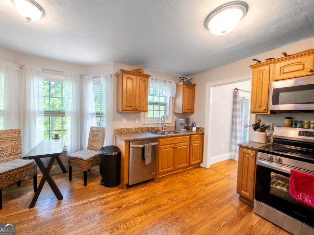 3187 Sweetbriar Drive