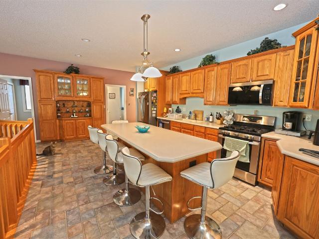 31886 W Lakeshore Drive