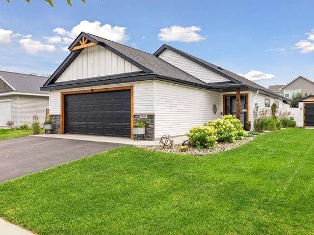 3188 Newcastle Dr, River Falls, WI 54022