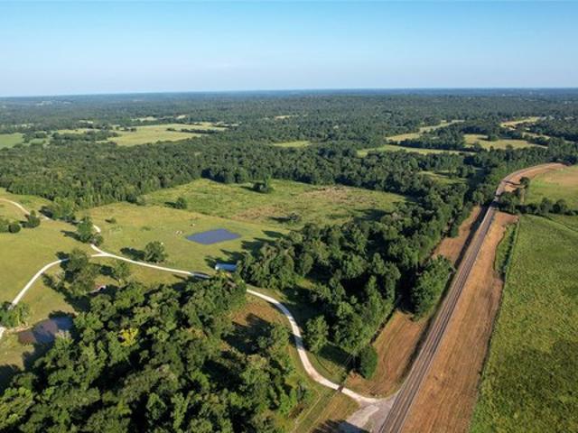 3188 S State Highway 75, Buffalo, TX 75831