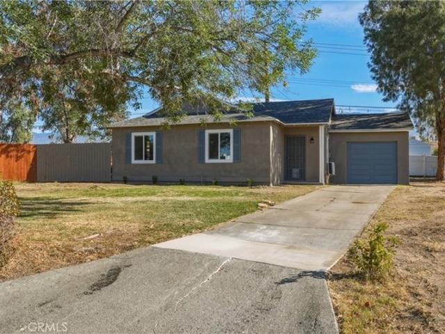 3189 Alameda Ct, San Bernardino, CA 92404
