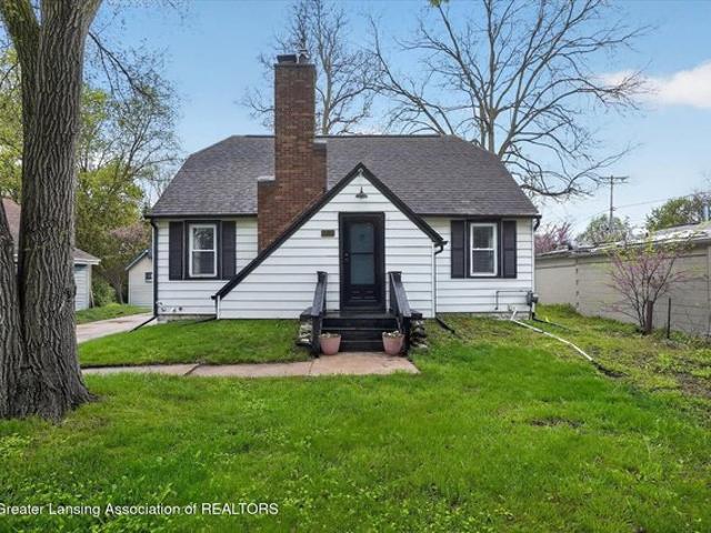 3189 Birch Row Dr, East Lansing, MI 48823