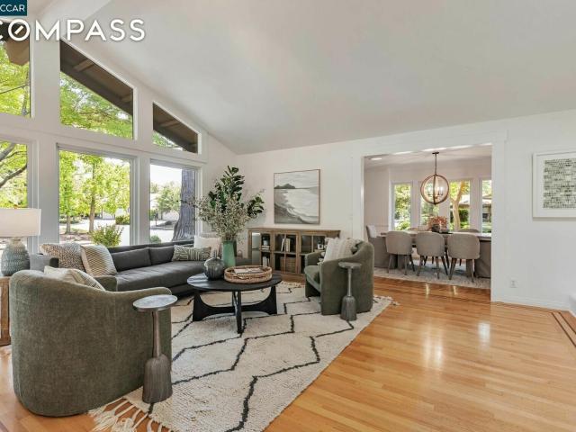 3180 Arbolado Dr, Walnut Creek, CA