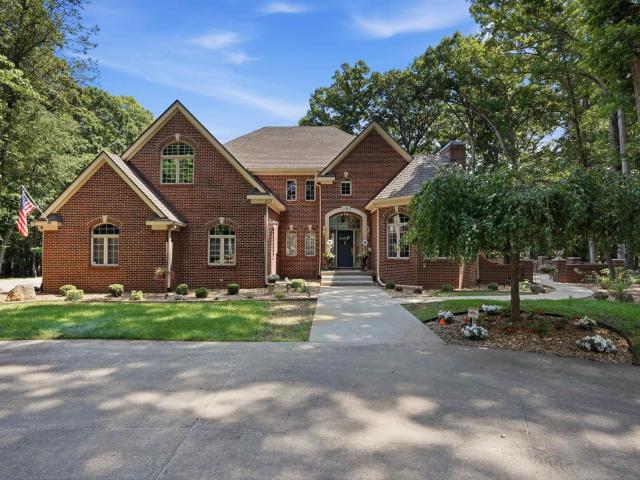 3180 Canyon Oaks Trail