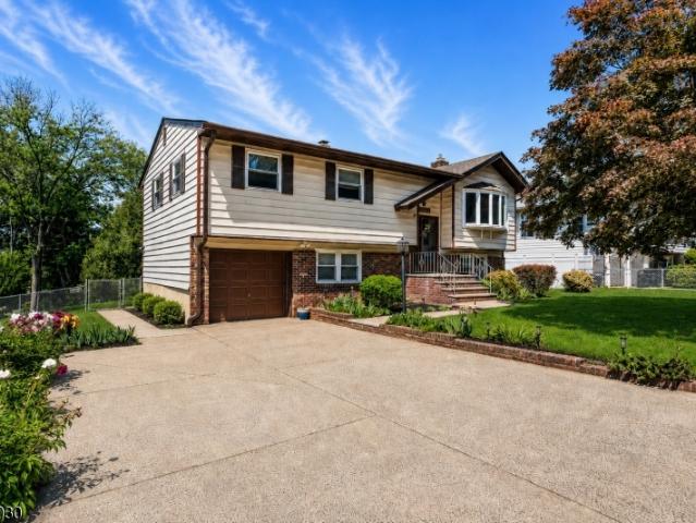 3180 Clark Lane