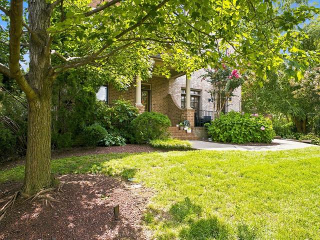 3180 Parthenon Ave # 110