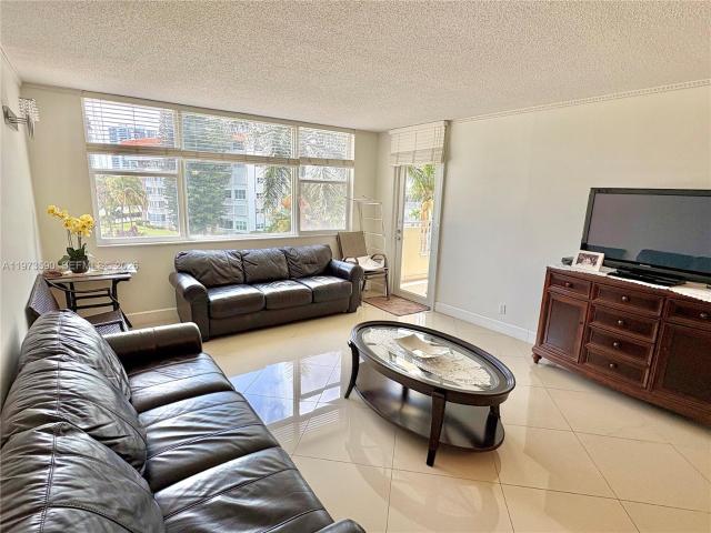 3180 S Ocean Dr, Unit 221, Hallandale Beach, FL 33009 | MLS #A11973