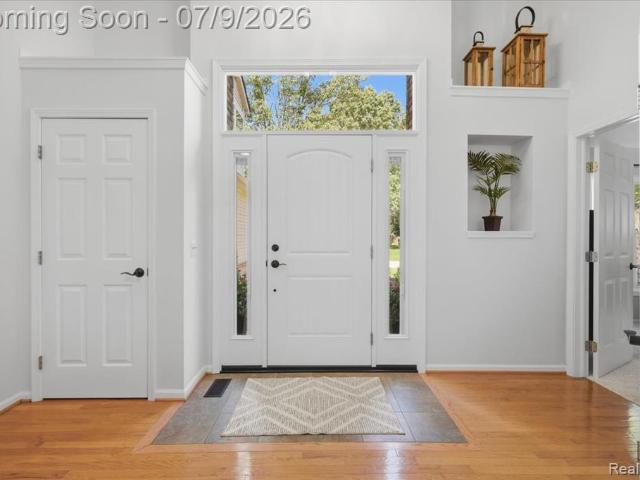 3180 Viking Drive