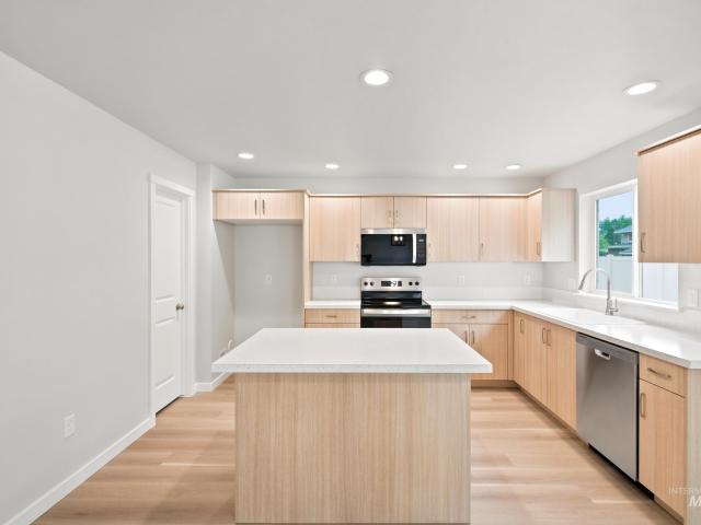3180 W Animas Creek Dr