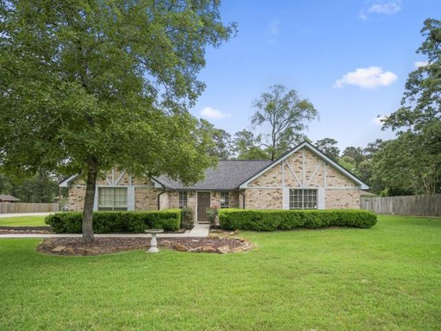 31814 Oak Xing, Magnolia, TX 77355