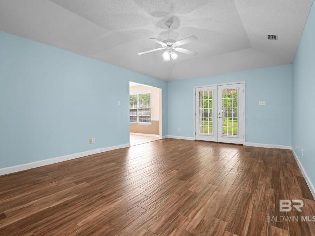 3181 Bloomington Drive