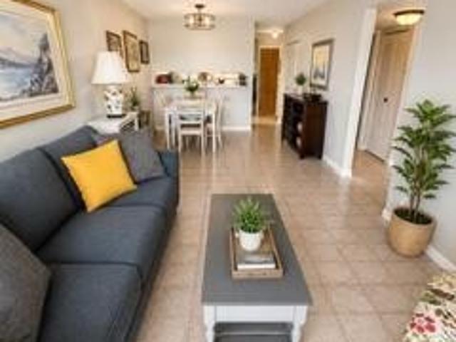 3181 SW 13th St Apt 306, Miami, FL 33145