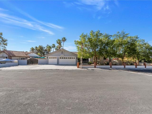 3181 Shadow Bluff Avenue