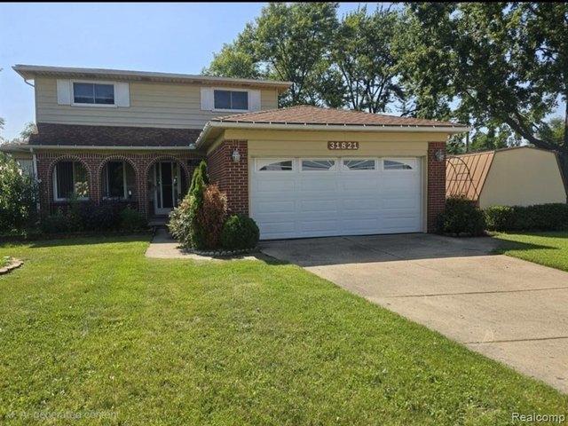 31821 Beechwood Dr, Warren, MI 48088