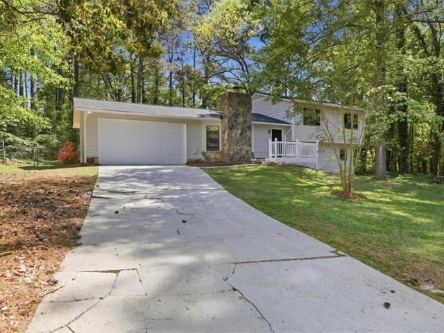 3182 Fireplace Trail