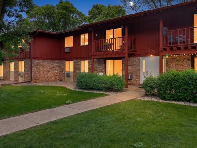 3182 Justin Ct Unit 5, Appleton, WI 54914