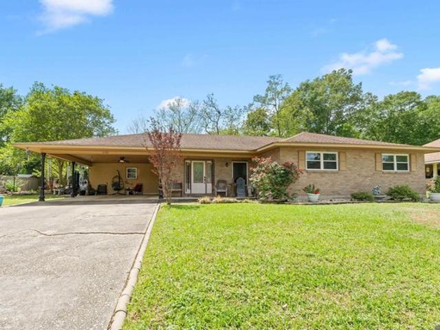3182 Seracedar Dr, Baton Rouge, LA 70816