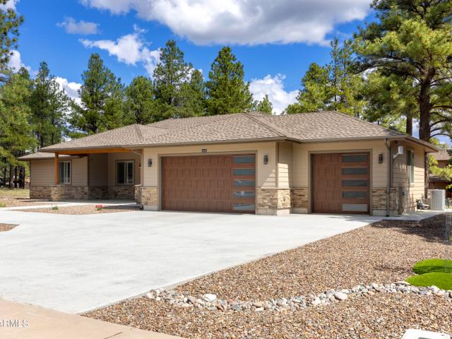 3182 W Northwood Court