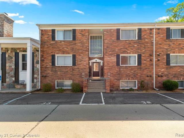 31831 Grand River Avenue # 33