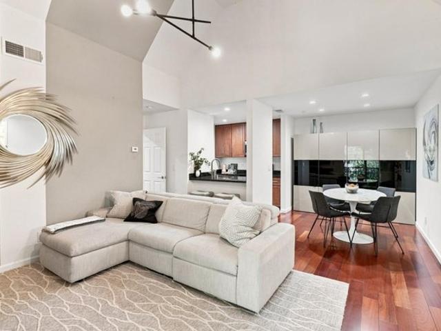 3183 Wayside Plz Apt 315, Walnut Creek, CA 94597