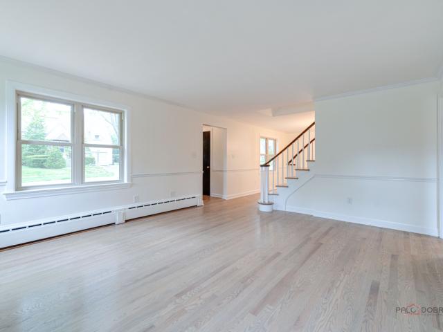 318 2nd Avenue