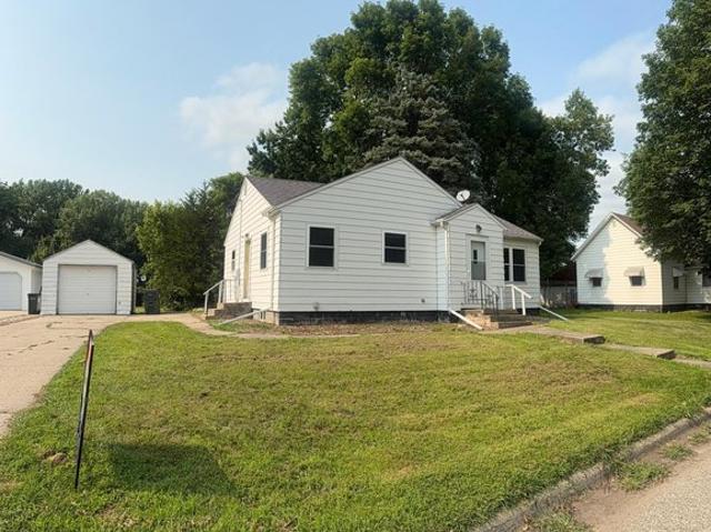 318 5th Ave NE, Clara City, MN 56222