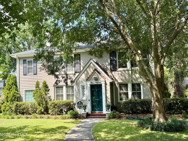 318 Colonial Dr, Wilmington, NC 28403