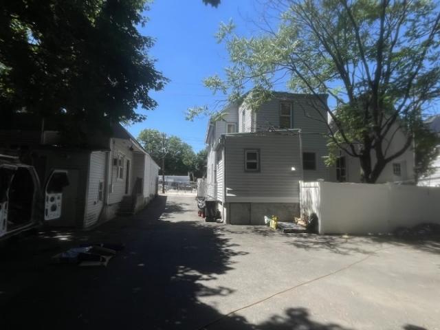 318 Cortlandt St