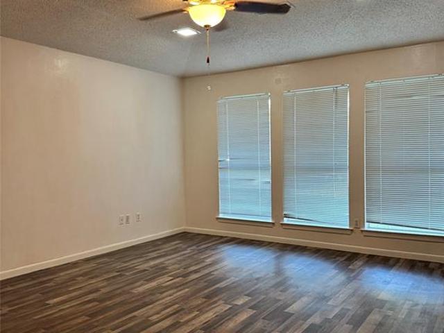 318 Candlewood Place
