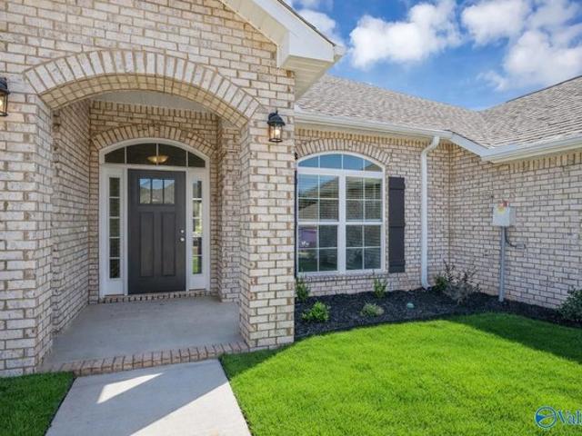 318 Carnation Ave, Meridianville, AL 35759