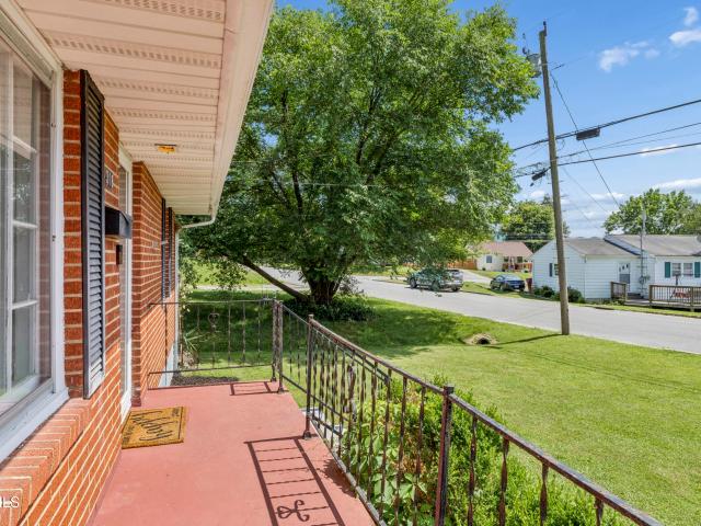 318 Clark Street