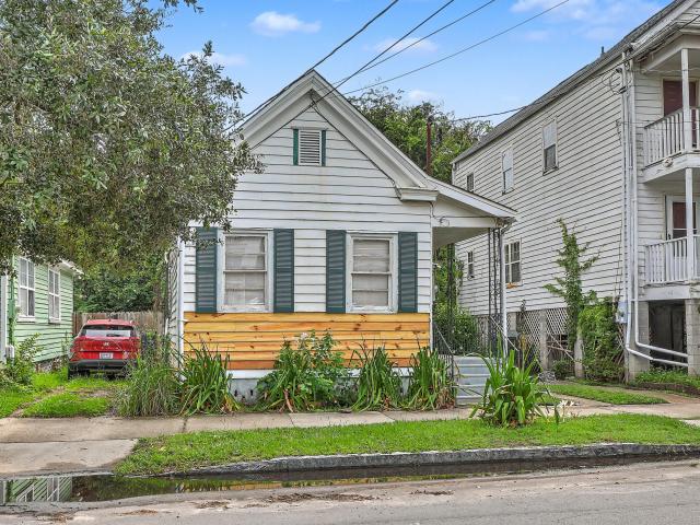 318 Ashley Avenue