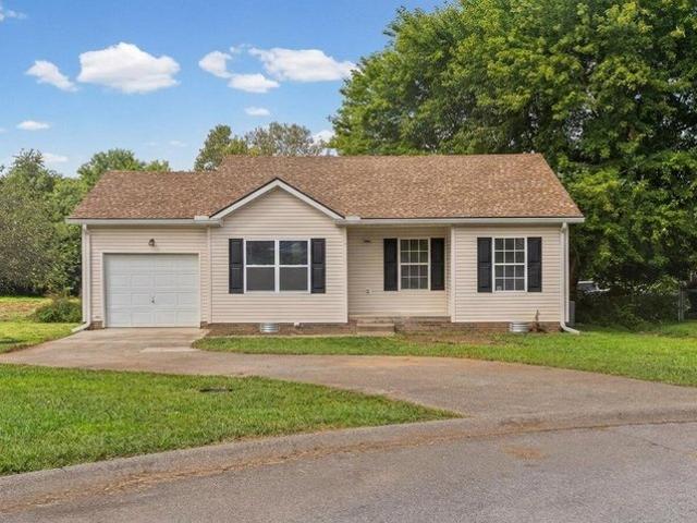 318 Ashley St, Oak Grove, KY 42262