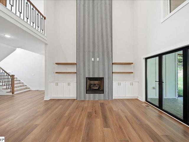 318 Bouldercrest Court