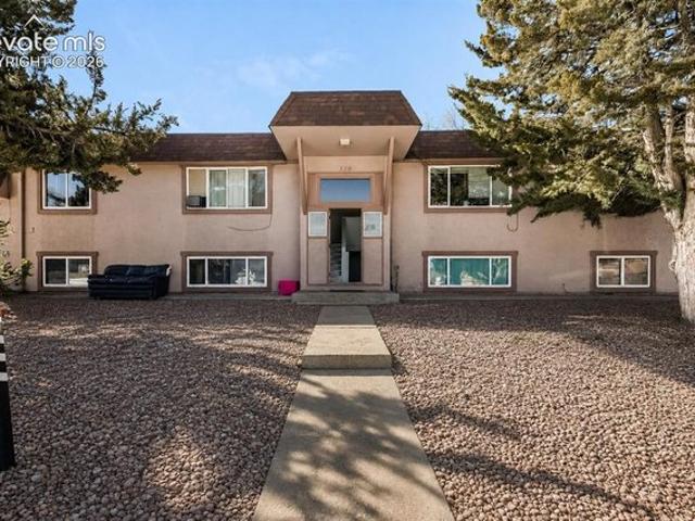 318 Bonnie Ct, Colorado Springs, CO 80916