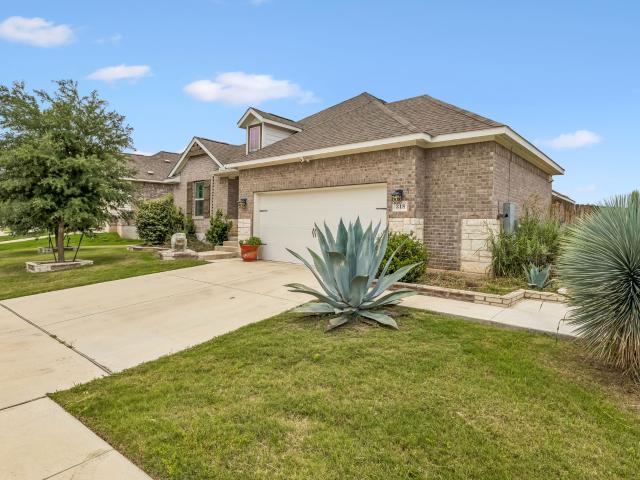 318 Blue Oak Blvd, San Marcos, TX 78666 | MLS #1789